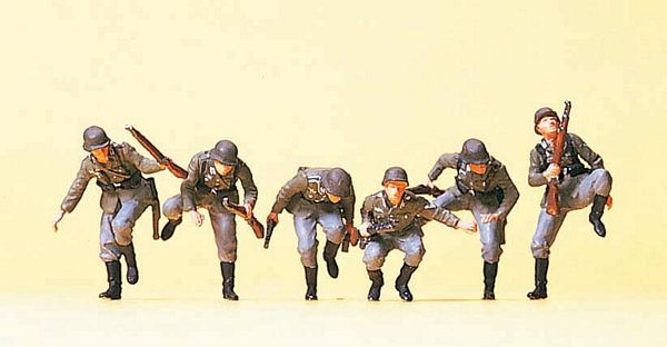 Preiser 16878 HO Scale Military - Former German Army WWII - Painted Fi – East Car Audio