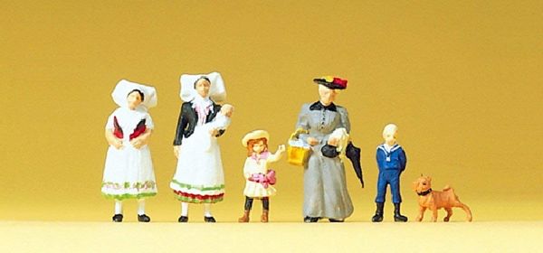 Preiser 24608 HO Scale 1900s Figures -- Group from Spreewald – East Car ...