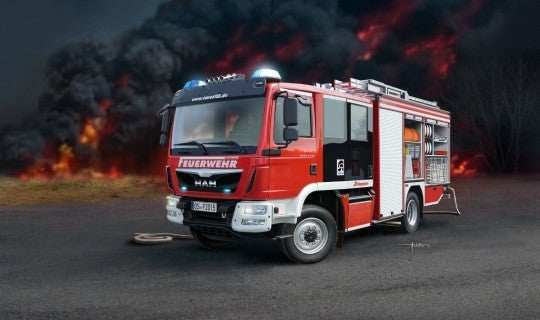 Revell 7452 1/24 MAN TGM/Schlingmann HFL20 Varus 4x4 Fire Engine Truck ...